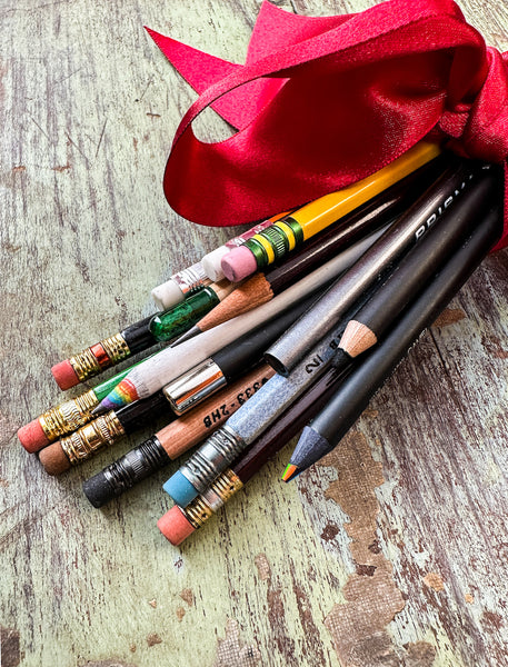 Pencil Bouquet – Greenleaf & Blueberry
